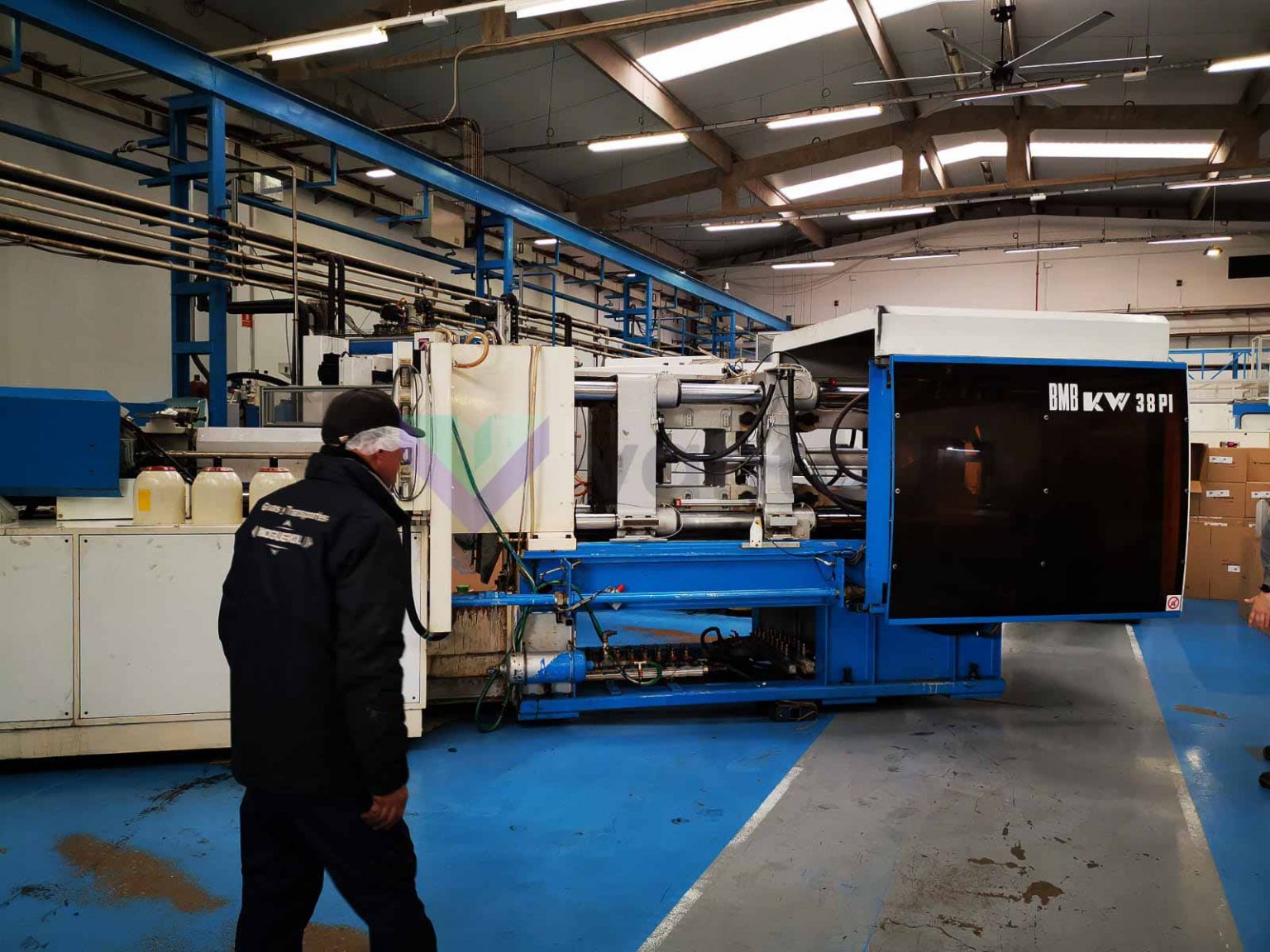 BMB KW 38 PI / 2200 380t injection molding machine (2001) id10238 – blog