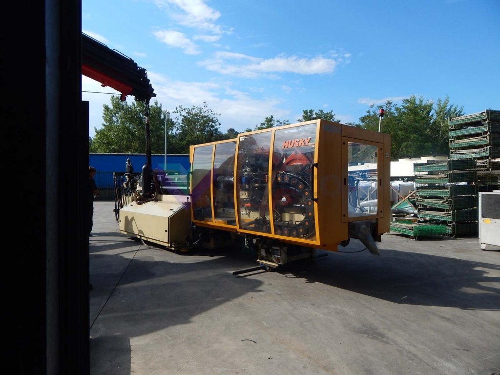 HUSKY INDEX 90 PET RS80/80 PET preform injection molding machine (1999 ...
