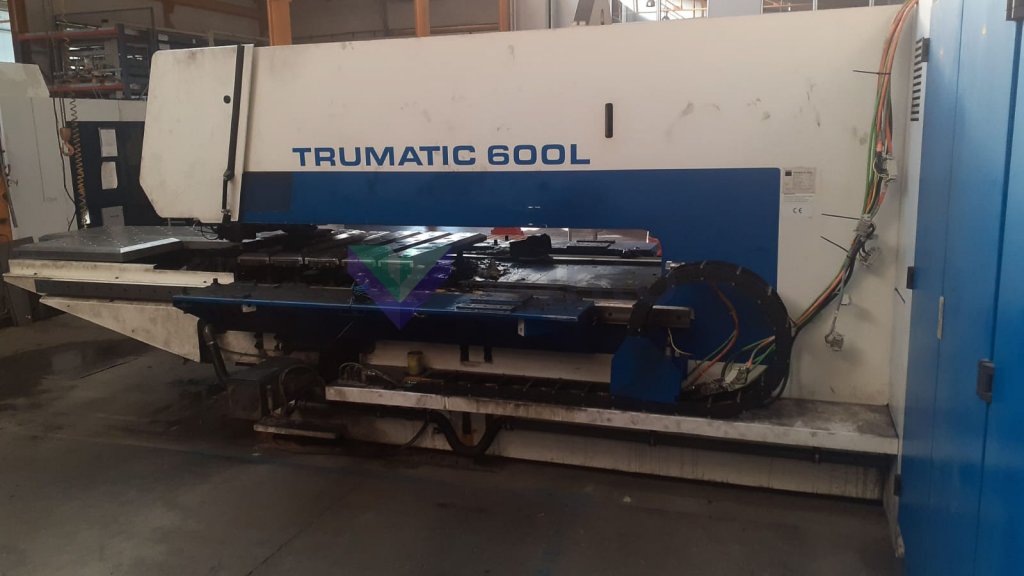 TRUMPF TC 600 L – 1600 Combined laser punching machine (CO2) (2001) id10258