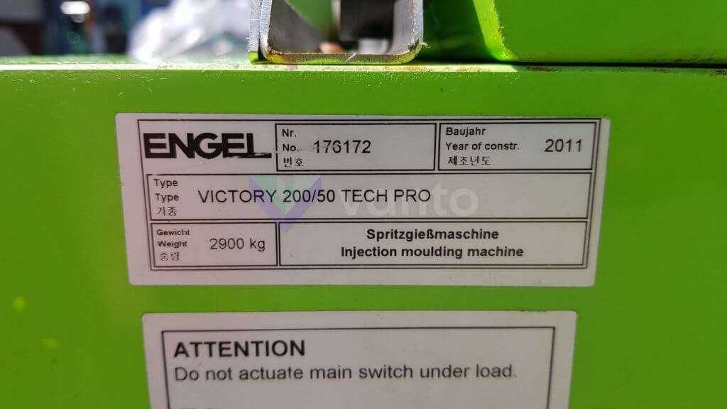 ENGEL VICTORY VC 200 – 50 TECH PRO 50t injection molding machine (2011 ...