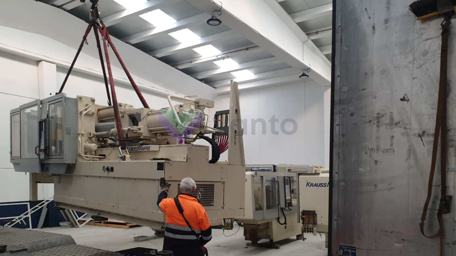 KRAUSS MAFFEI KM 300-1900 C1 300t injection molding machine (2002) id10782