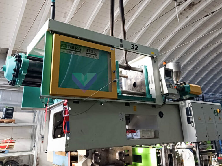 ARBURG 470 C 2000 – 675 200t injection molding machine (2000) id10682