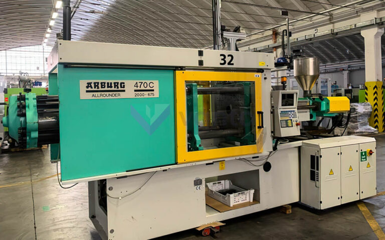 ARBURG 470 C 2000 – 675 200t injection molding machine (2000) id10682