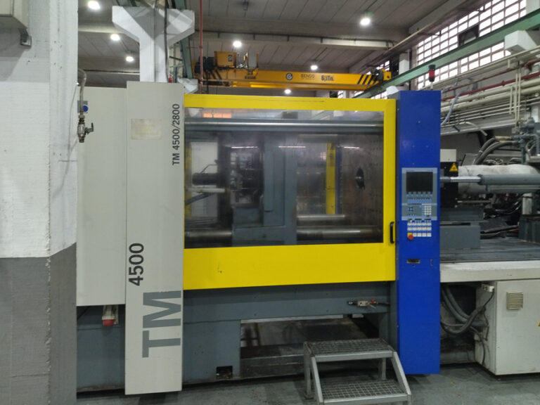 BATTENFELD TM 4500-2800 450t injection molding machine (2000) id10951
