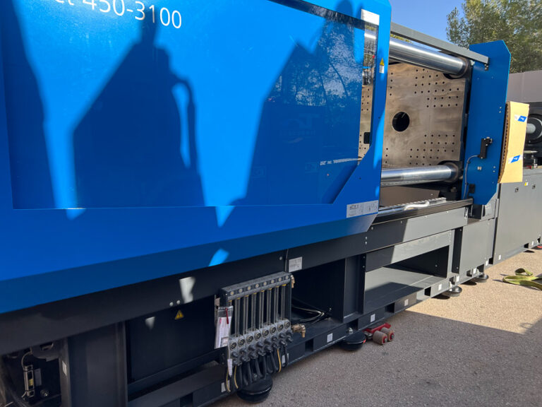 DEMAG SUMITOMO IntElect 450 / 870 – 3100 450t all-electric injection ...