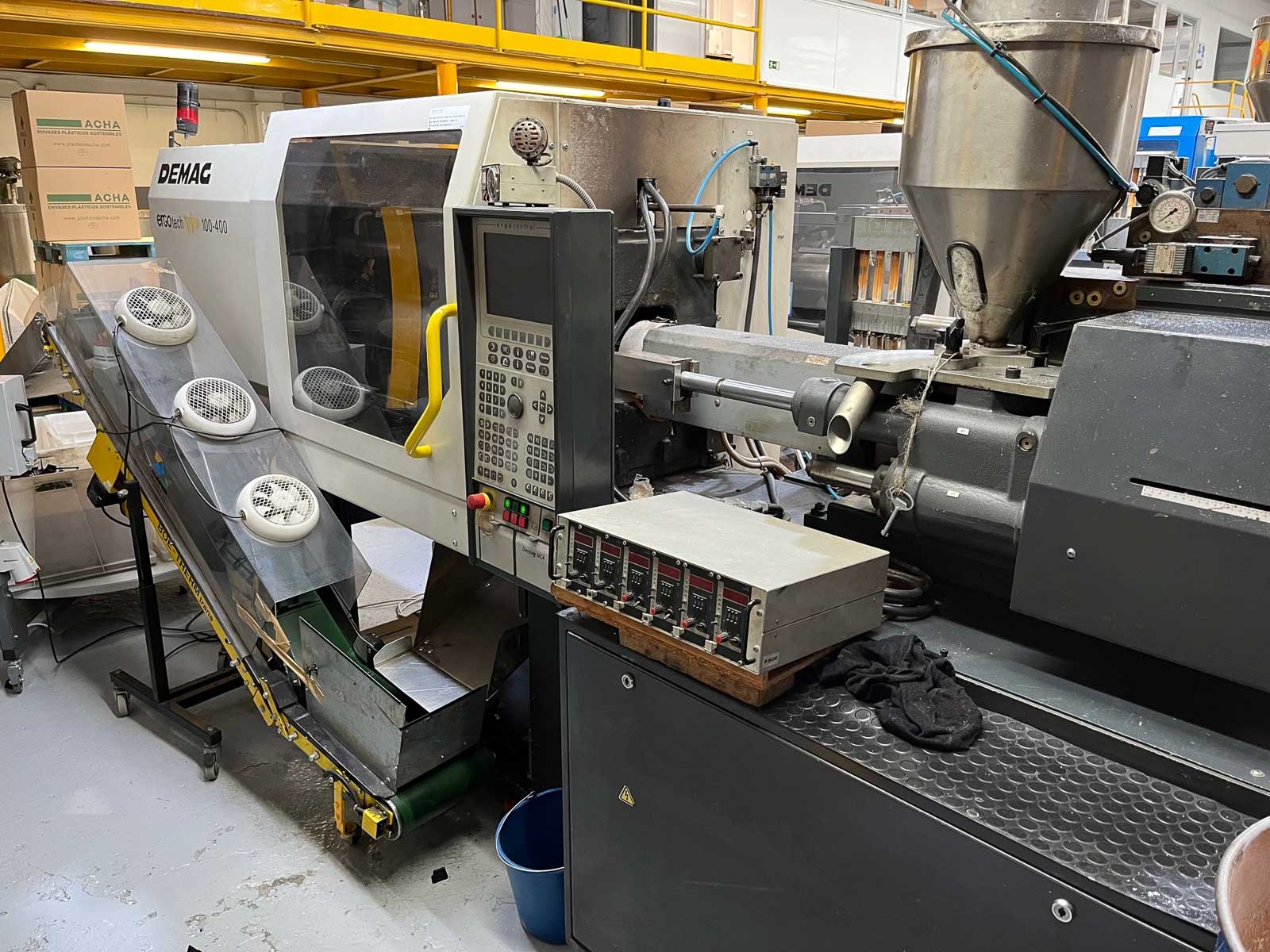 Máquina de moldeo por inyección de 100t DEMAG ERGO-TECH VIVA 100-400 ...