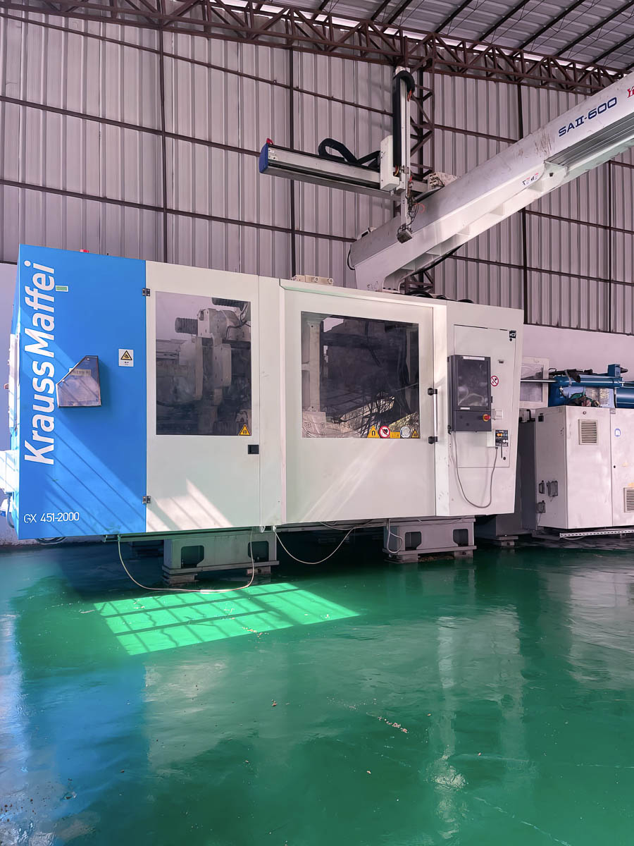 KRAUSS MAFFEI KM 451 - 2000 GX 450t injection molding machine (2013 ...