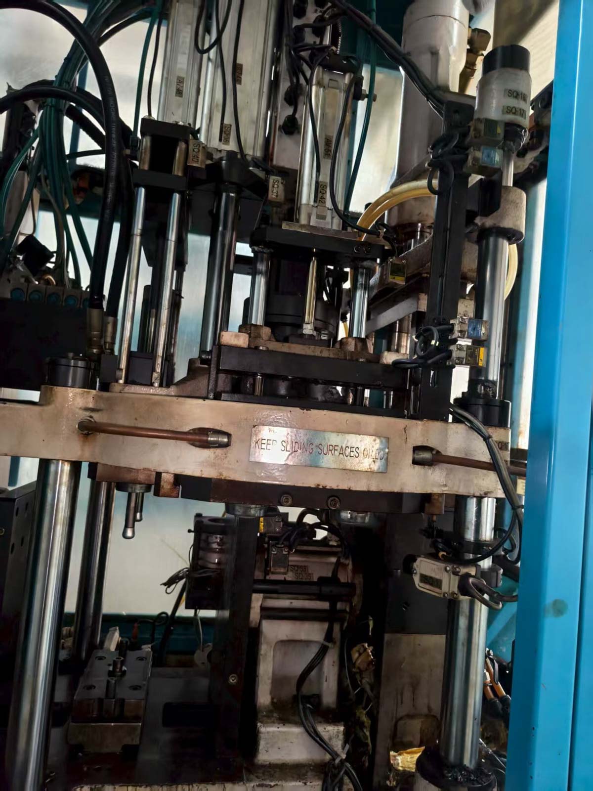 NISSEI ASB ASB-50 MB PET Injection stretch blow molding machine (2012 ...