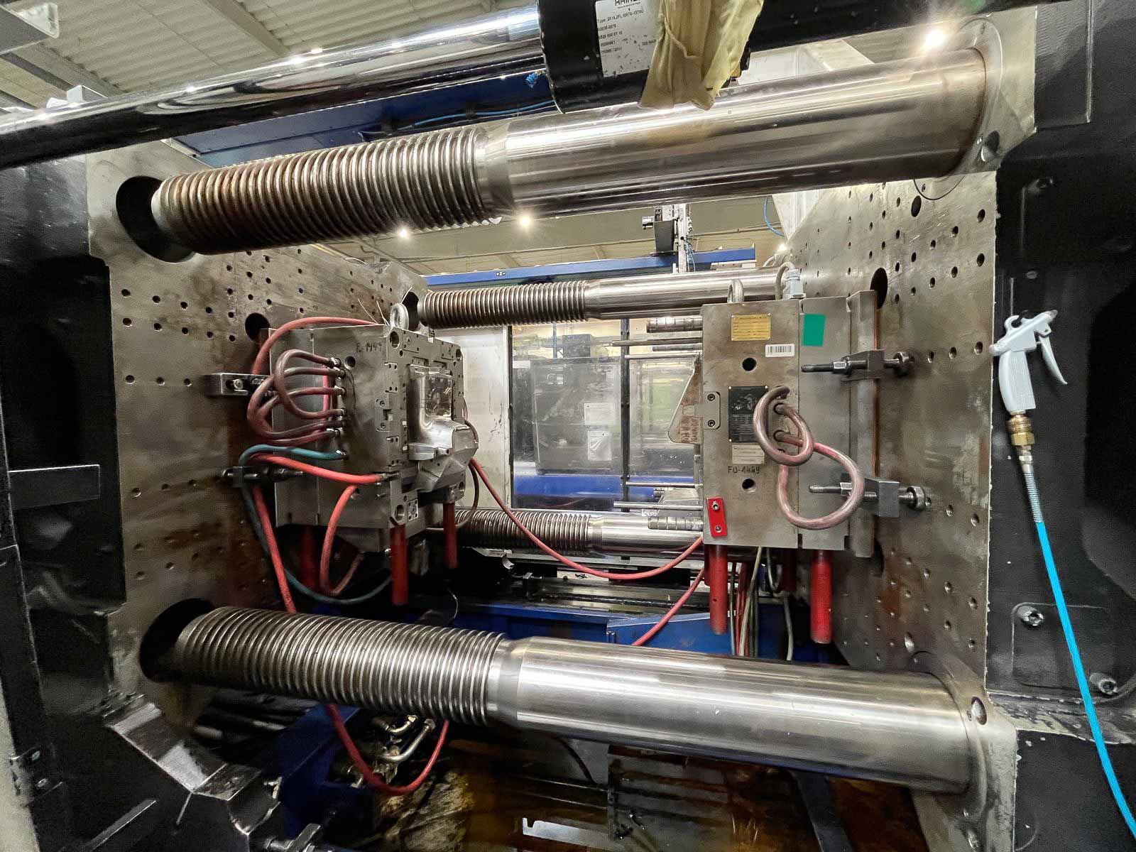 ENGEL DUO 4550 / 700 700t injection molding machine (2004) id11250 - Vanto