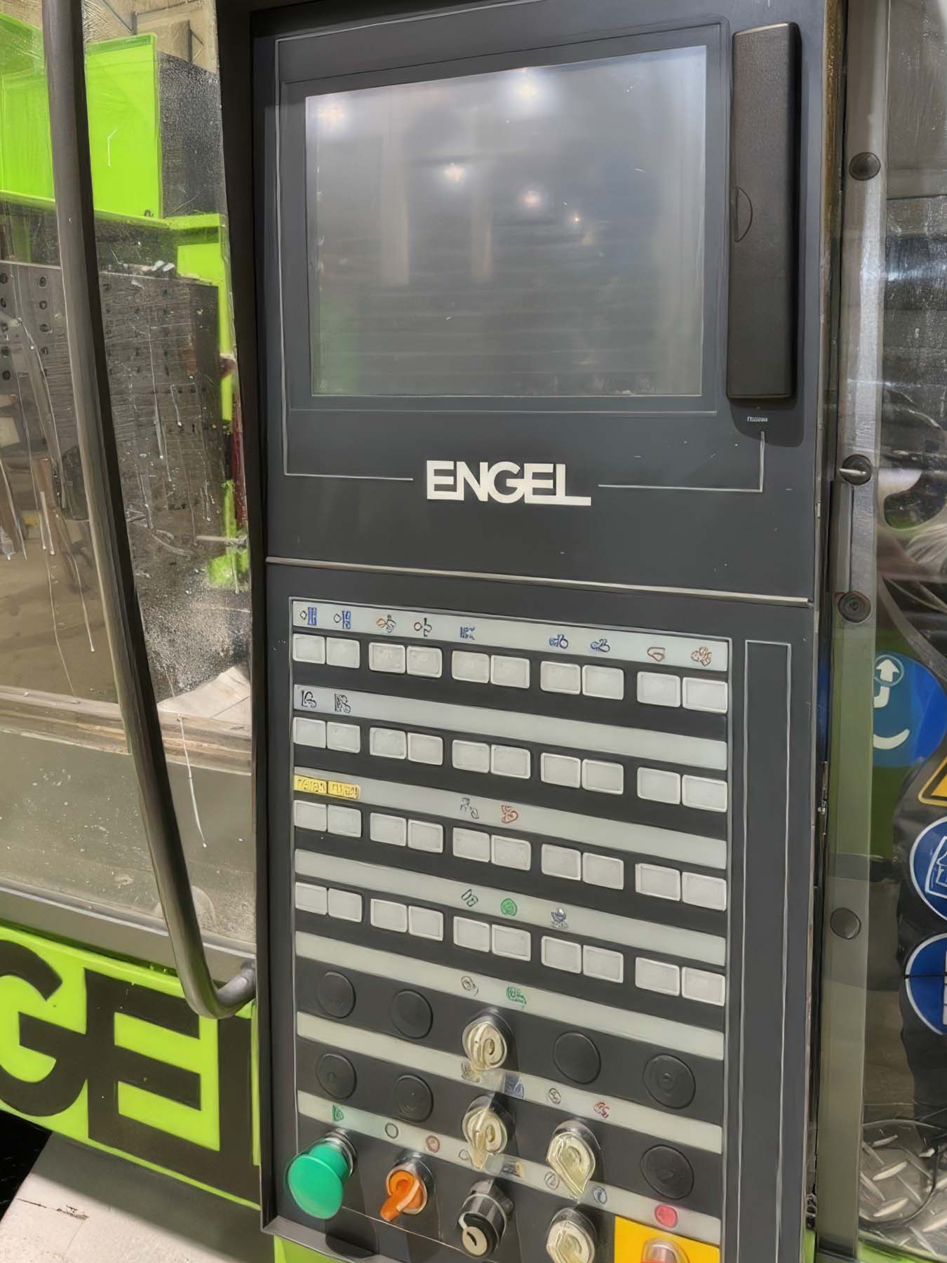 ENGEL VICTORY VC 330 / 120 TECH PRO 120t injection molding machine ...