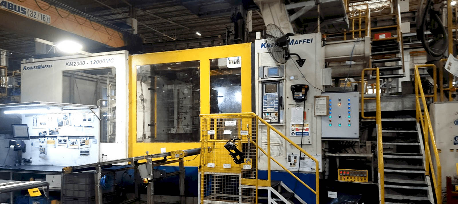 Máquina de moldeo por inyección de 2300t KRAUSS MAFFEI KM 2300 - 12000 ...